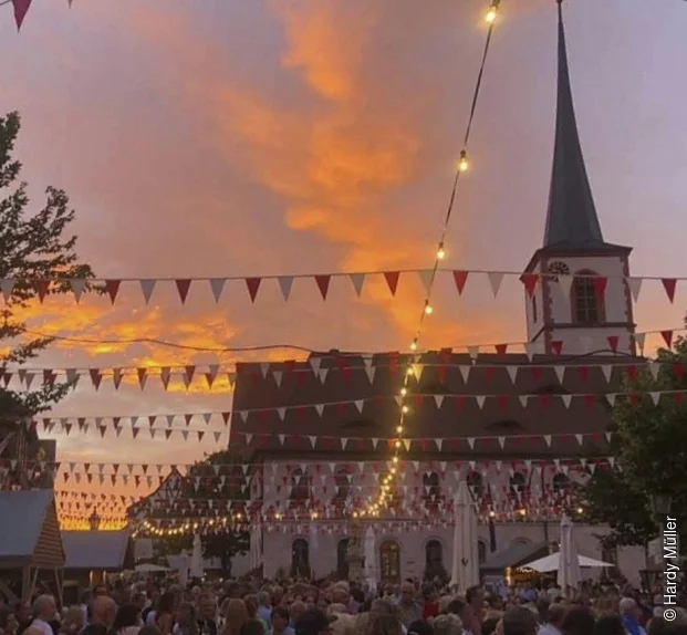 Weinfest der Winzer in Sommerach - Franken – Wein.Schöner.Land!